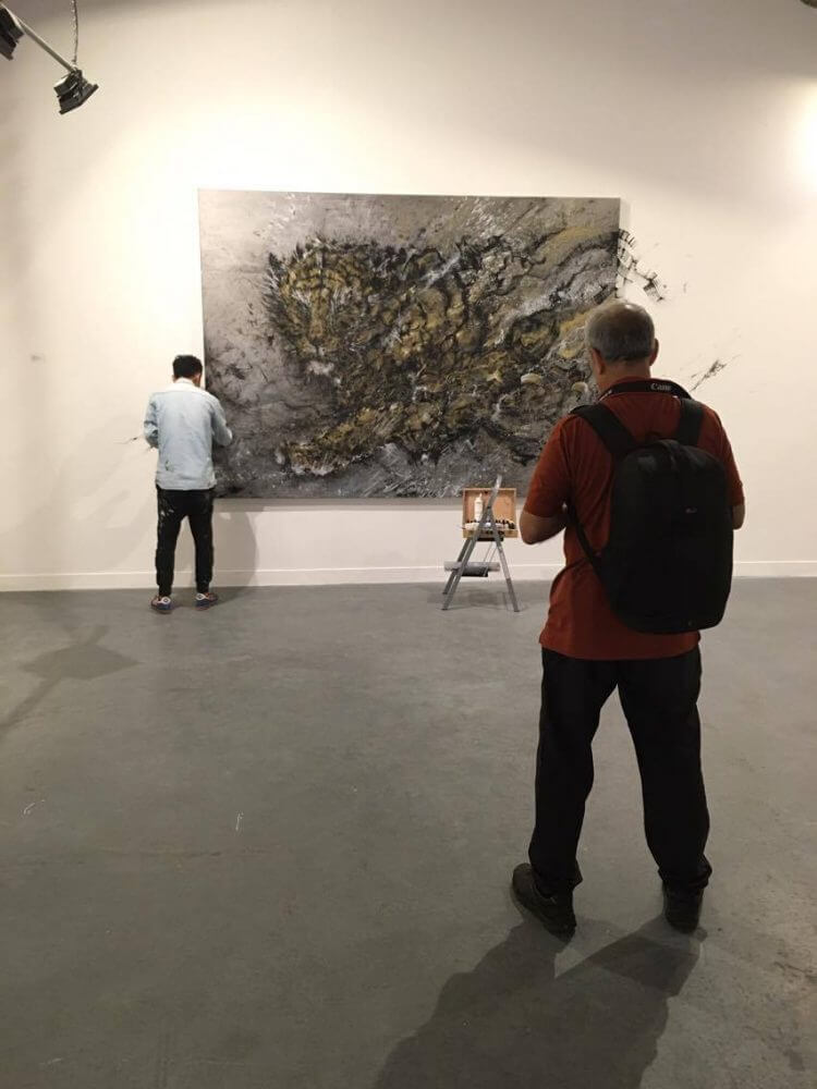 Chinese Street Artist Hua Tunan unleashes the Tiger for Underground 2016