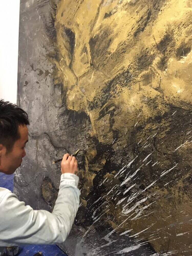 Street Artist in the Spotlight - Hua Tunan