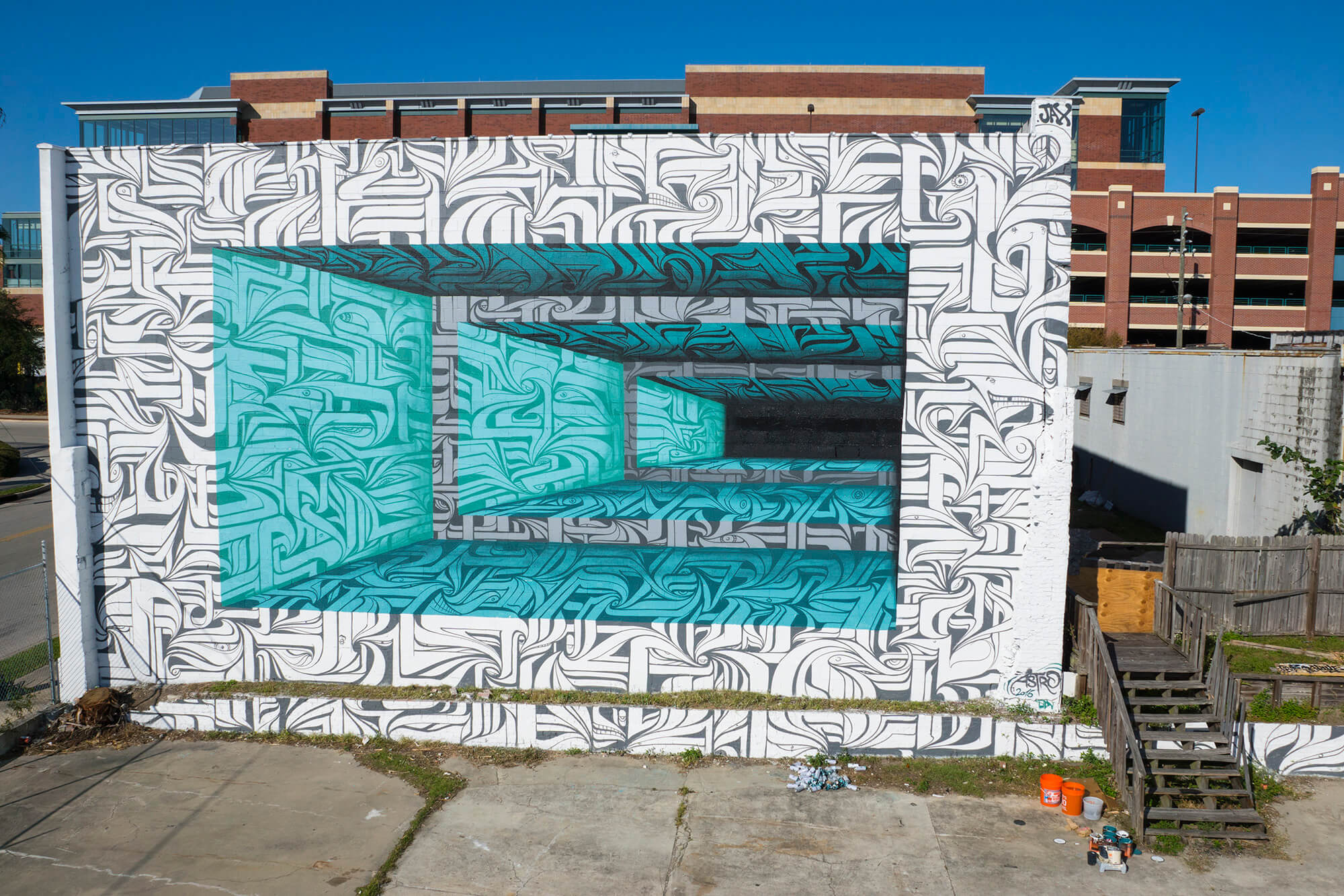 Street artist Astro creates an illusion of depth, Jacksonville, Florida ...