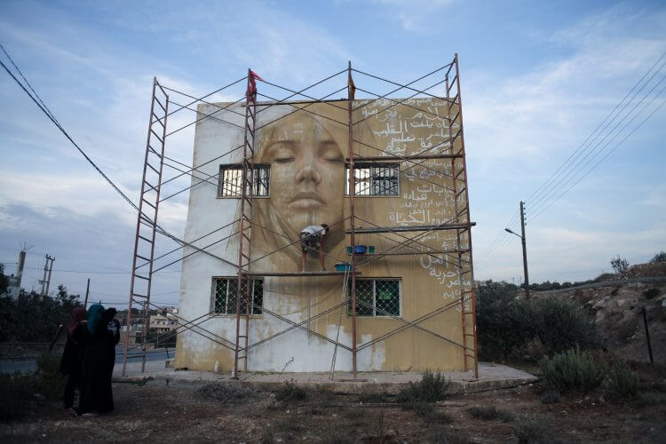 Jonathan Darby's Street Art Murals Inspire Jordan's Women, 2016 ...