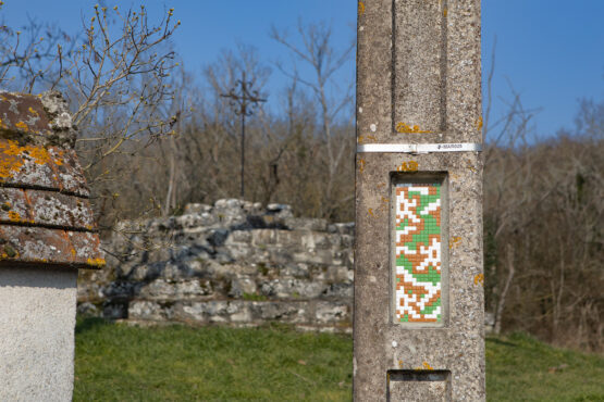 Fontainebleau Invaded: The Mosaic Art of Street Artist Invader Takes ...